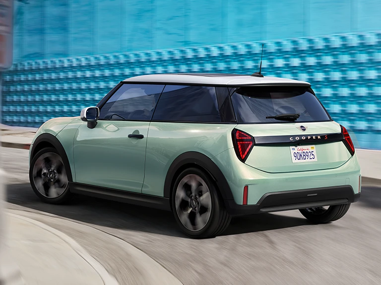 MINI Cooper 3-Door – Safety and Driving Assistance | MINI-GEORGIA.COM